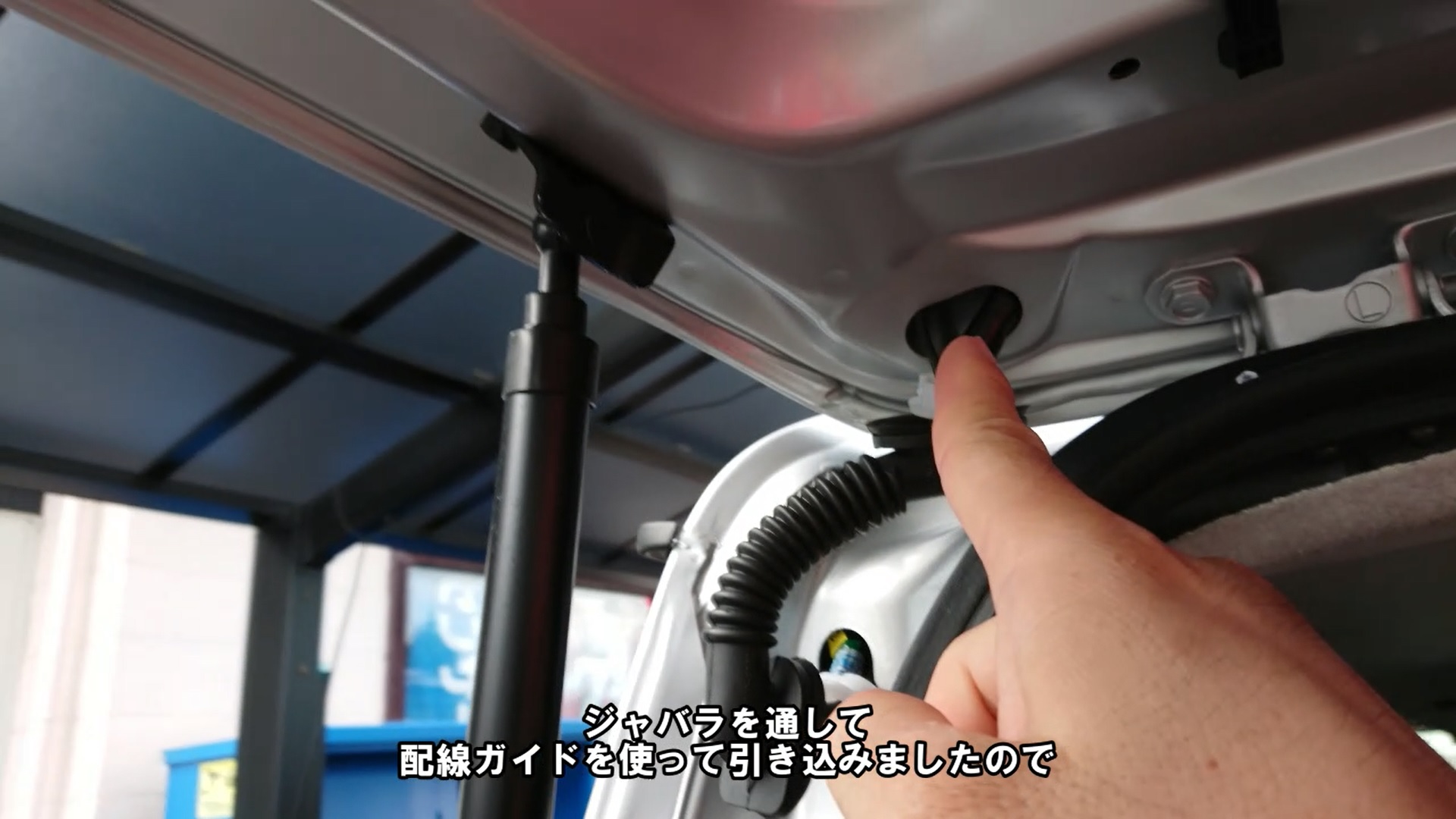 新車のハイエース（KDH206）へカーナビ、バックカメラ、ETC、ドラレコを取り付けしました！ – 【公式】シタラ自動車株式会社